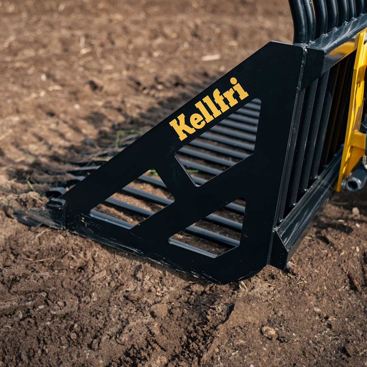 Stone sorting fork 2.0 m, bolted Trima attachment | Shop for stone ...