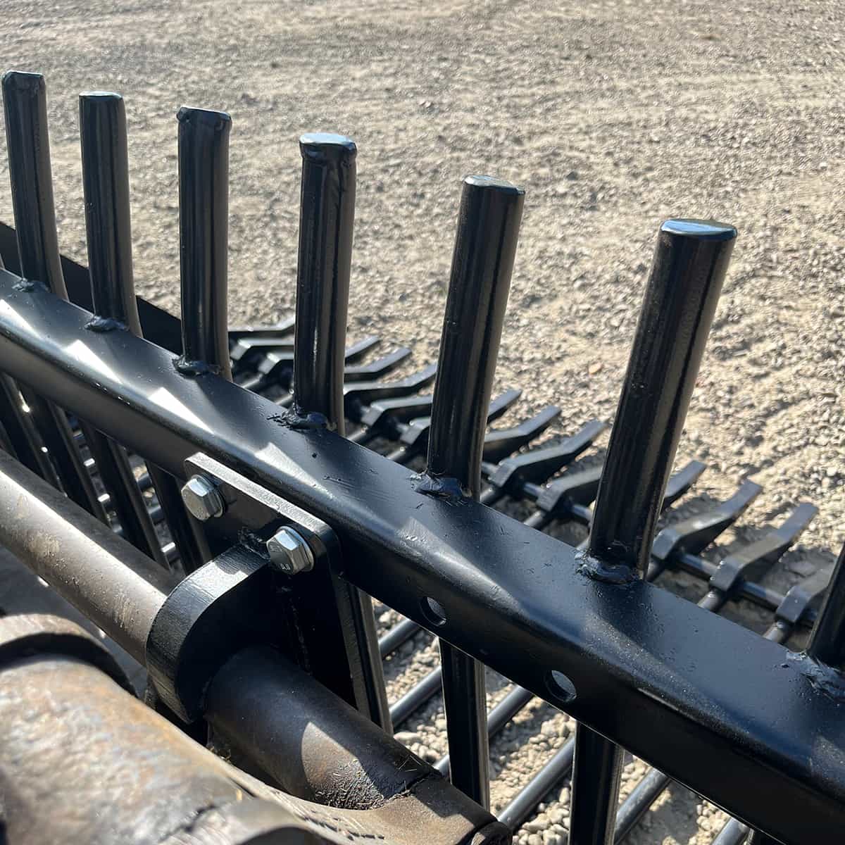 Stone sorting fork 2.0 m, bolted Three-point attachment | Shop for ...